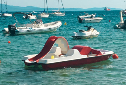 Location de pédalos au départ de la plage Tahiti à Ajaccio